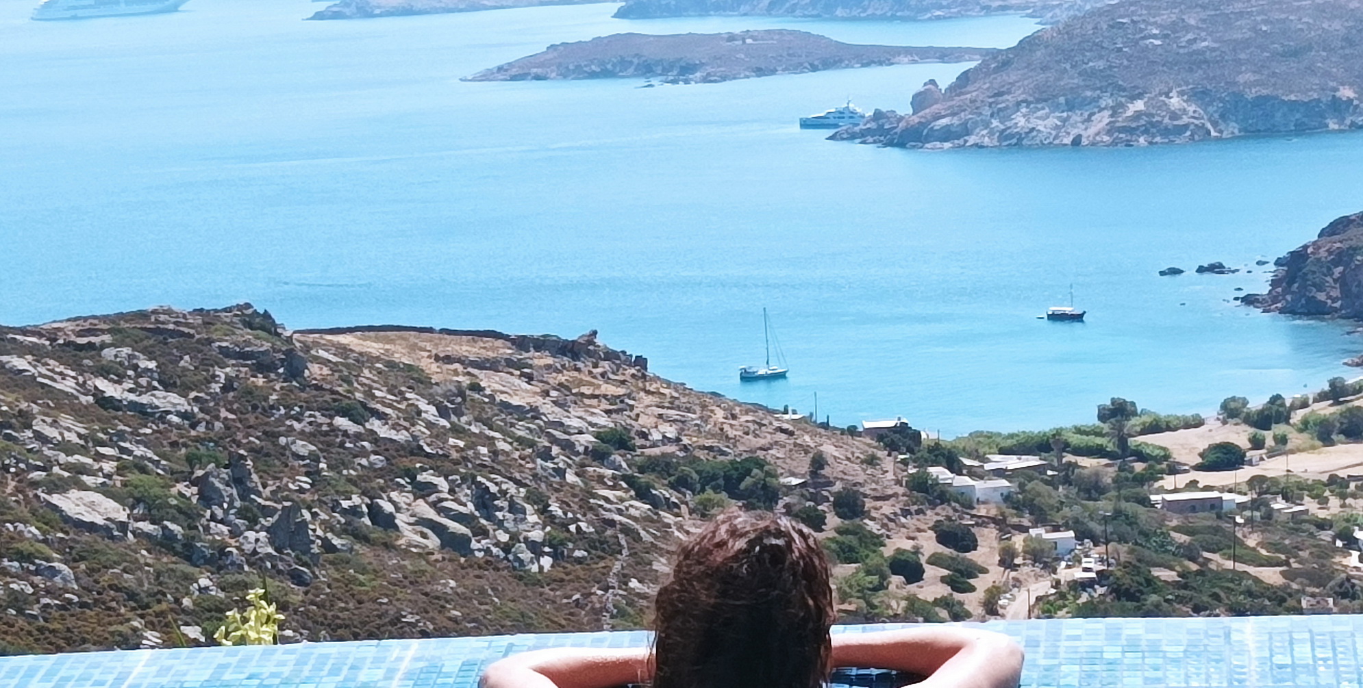 pepa.gr - ΜΠΑΛΚΟΝΙ ΣΤΟ ΑΙΓΑΙΟ με τους ΠΟ.ΦΙ.